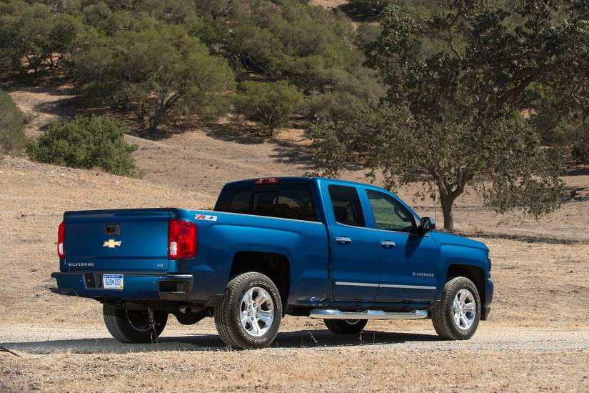 10 Cheap Trucks That Will Keep You Busy And Make You A Great Mechanic
