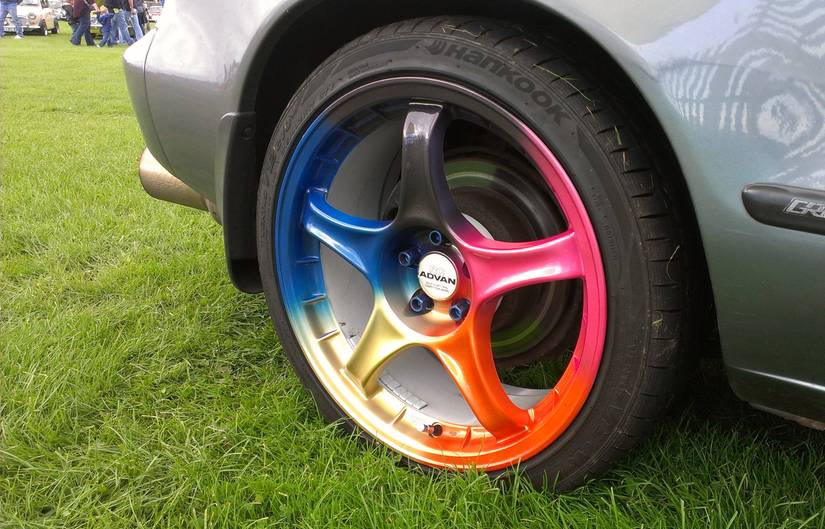 19 Car Rims That Defy All Logic And Reason