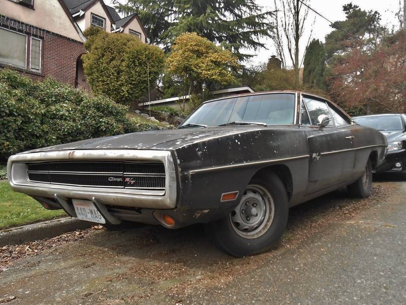 10 Old Cars That Are Cheap To Restore (And 10 That Cost Too Much Money)