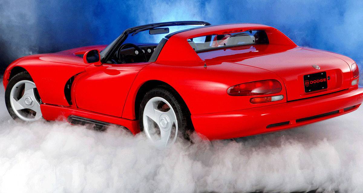10 Cars Of The 90s We Wish Never Existed (And 10 That Are Legendary)