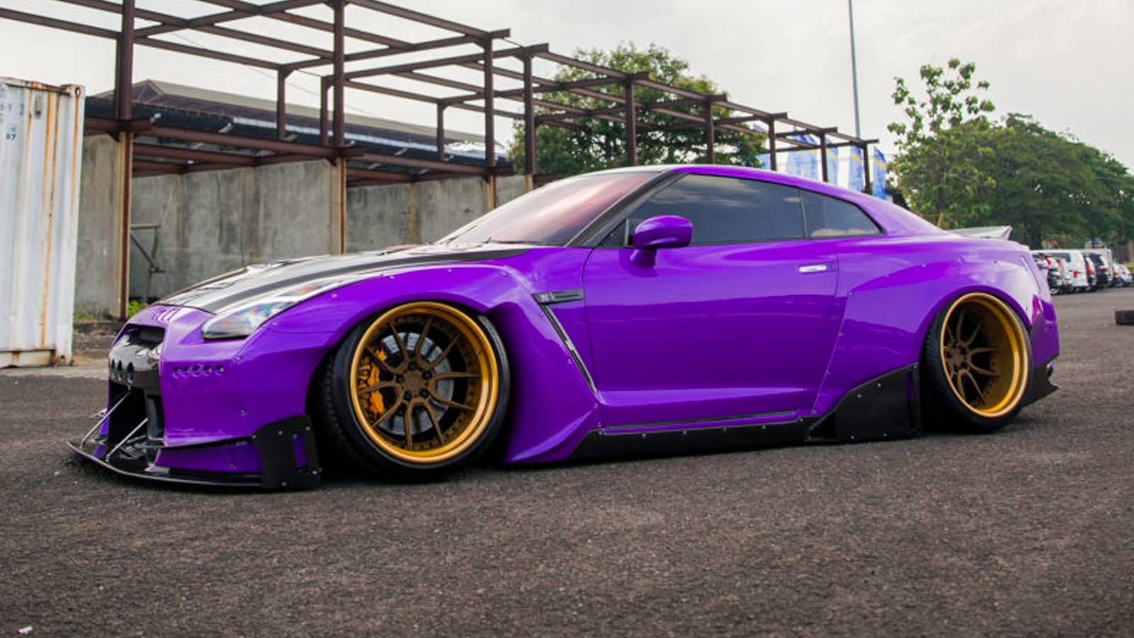 Indonesian Dealership Reveals Crazy Nissan GT-R