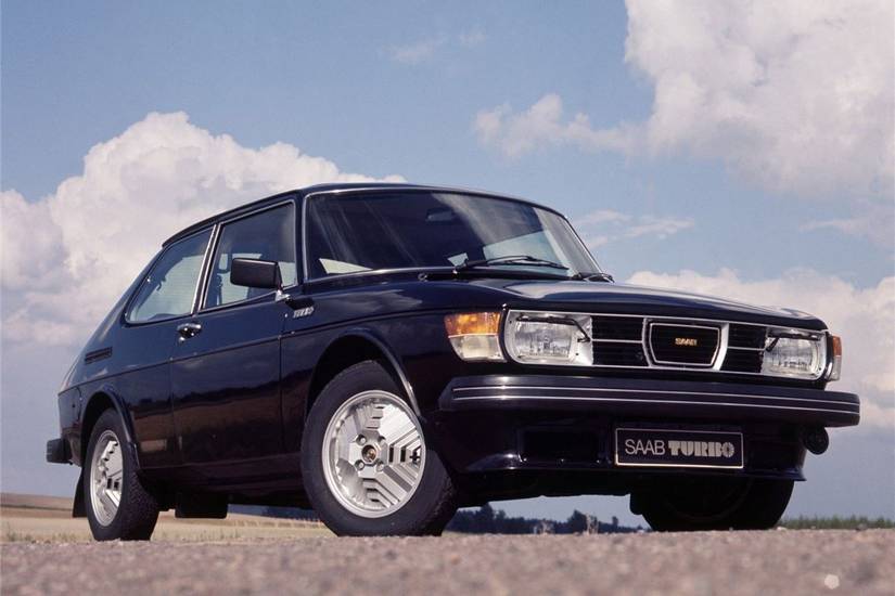 25 Forgotten Cars From Companies That Have Gone Extinct