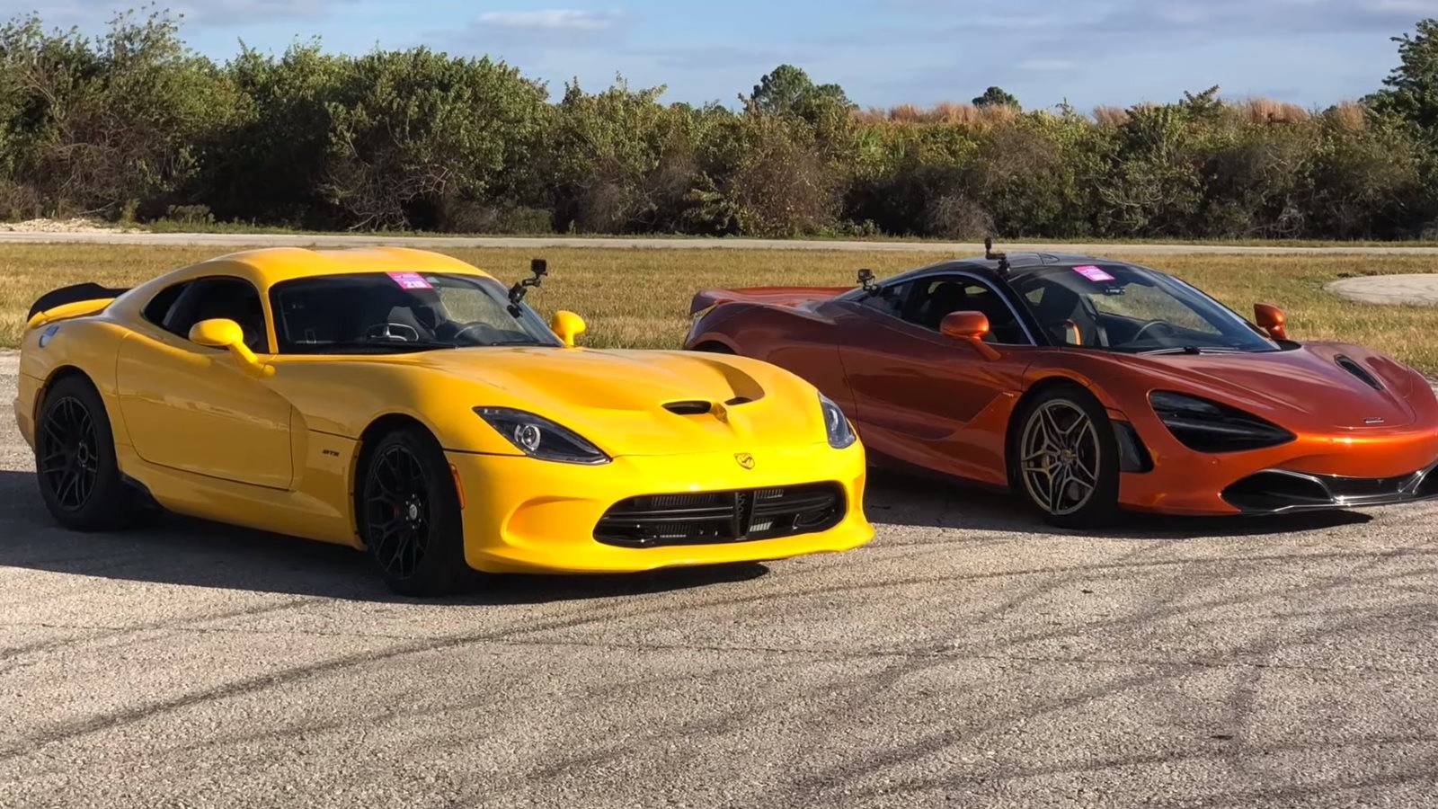 Watch A Twin-Turbo Dodge Viper Take On McLaren 720S In 1/2-Mile Drag Race