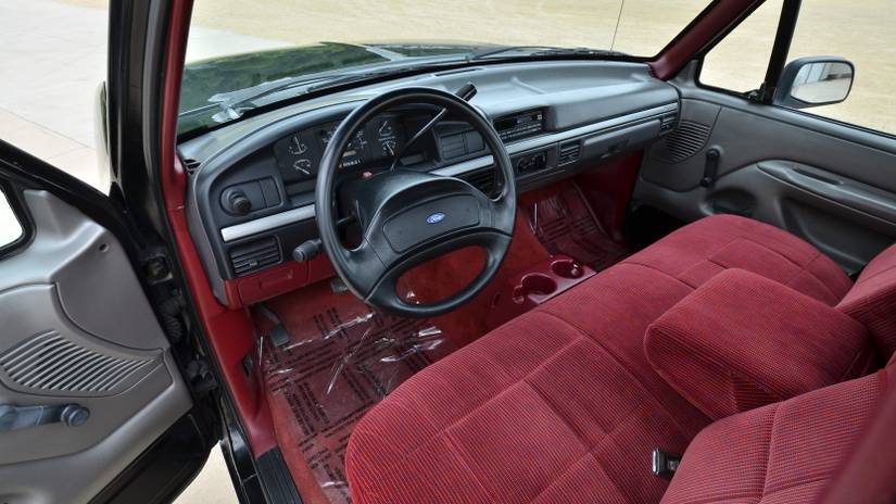 10 Classic Car Features No One Could Live Without (That Are Now Useless)