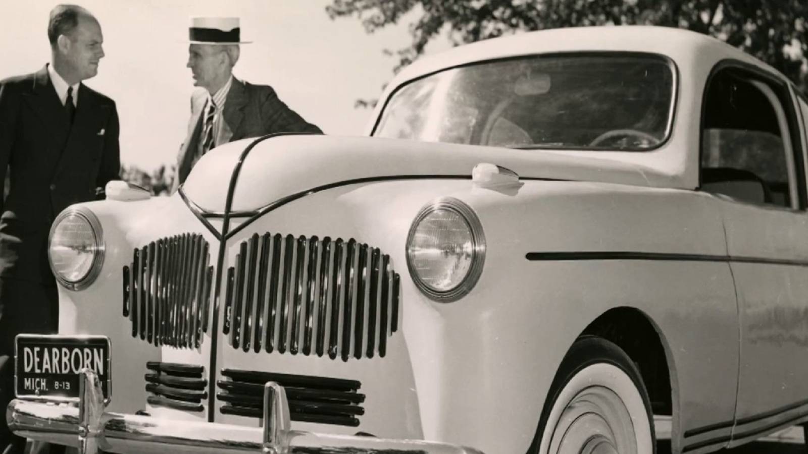 10 Weird Car Models Of The 20th Century