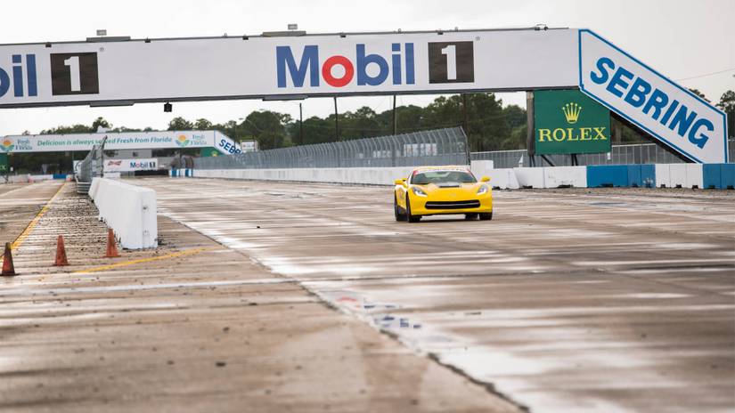 The 10 Coolest American Race Tracks Open To The Public (& Where You Can ...