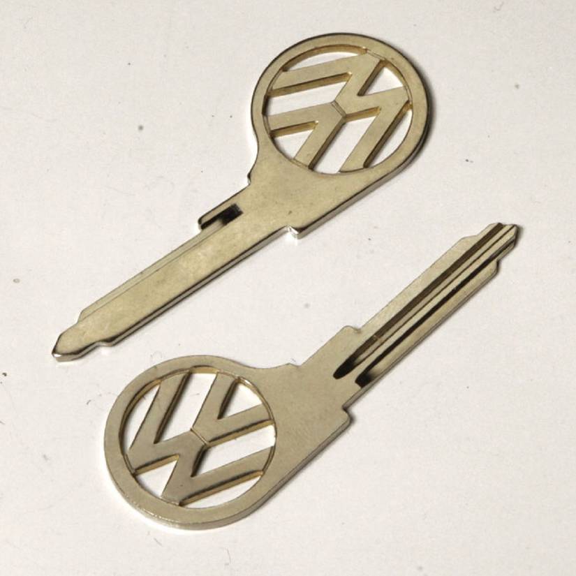 15 Coolest Car Key Fobs We'd Love To Collect