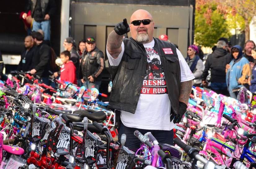 15 Rare Photos Of The Hells Angels And Their Bikes (That Paint Them In ...