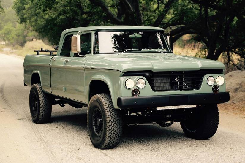 15 Photos Of The Sickest Resto-Modded Trucks