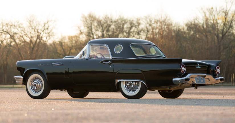 Here's What Only True Gearheads Know About The 1957 Ford Thunderbird ...