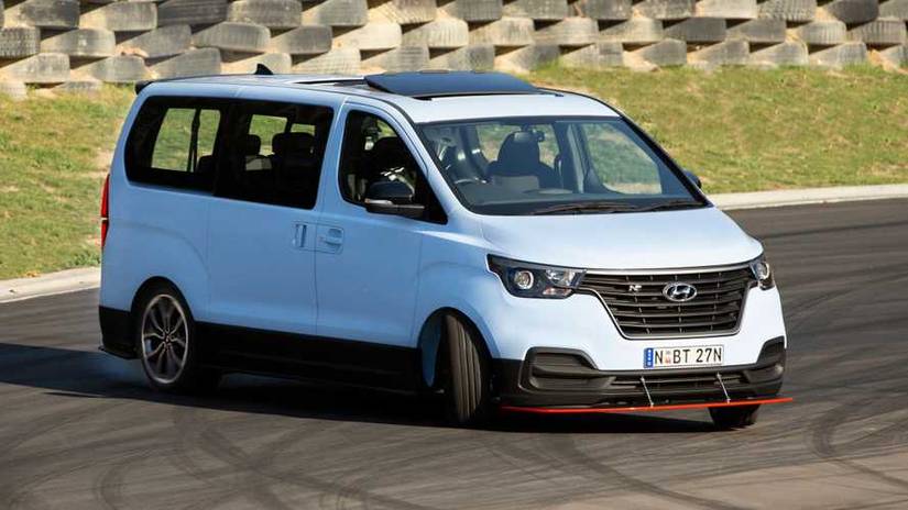 15 Craziest Modified Minivans That Are Anything But Boring