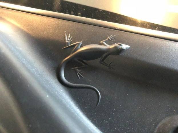 Jeep Hid These Easter Eggs In Their Cars And People Are Finding Them