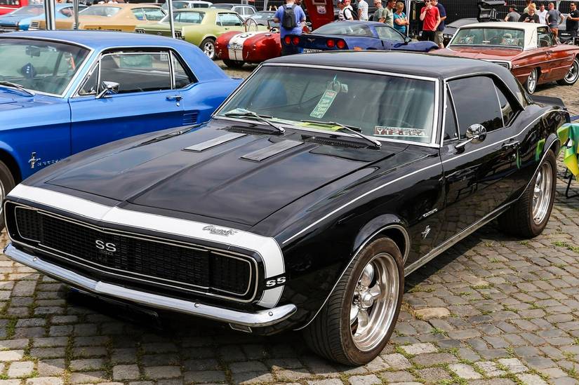 Standard American Muscle Cars That Annihilate The Quarter Mile