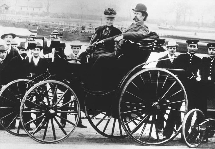 The Story Behind The World’s First Car – Carl Benz School of ...