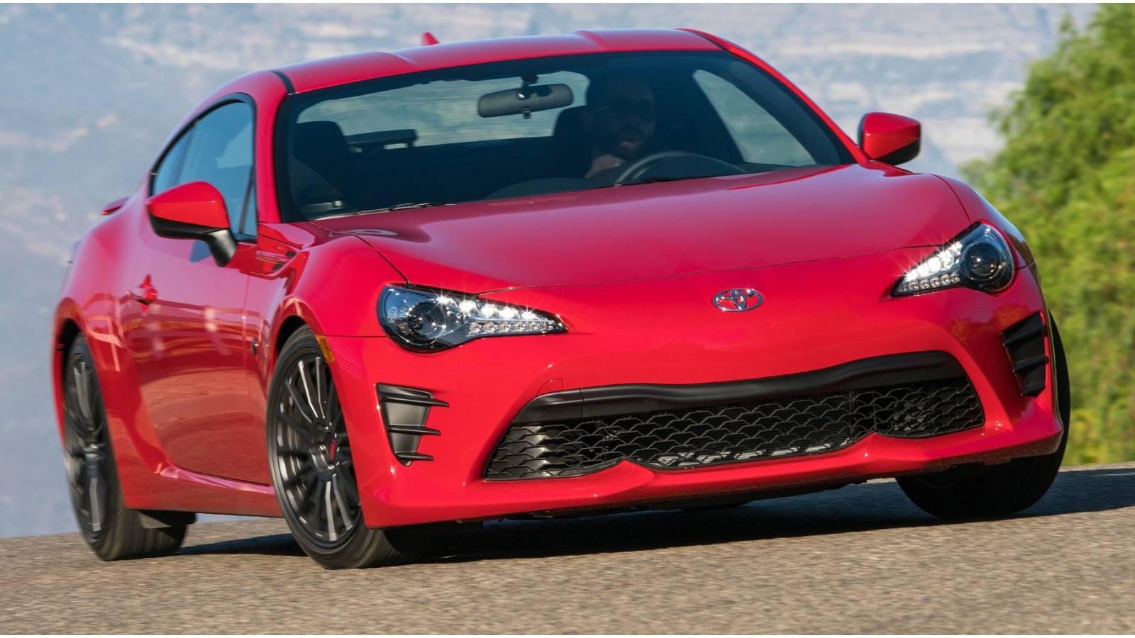 These Mainstream Cars Actually Have Weird-Looking Front Bumpers