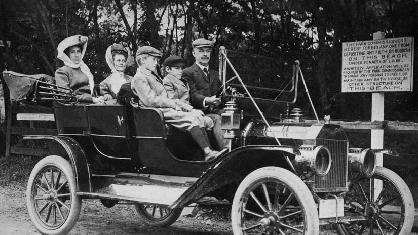 The Real Reason Ford Used To Pay Workers $5 A Day