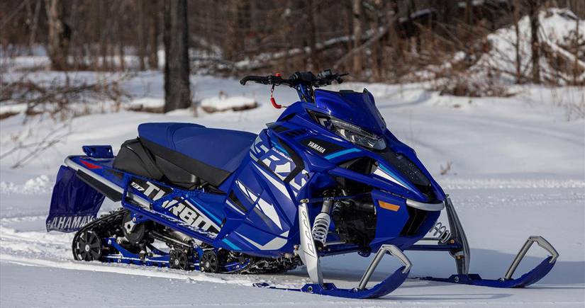 Meet The World's Fastest Snowmobile: The 2021 Yamaha Sidewinder SRX LE