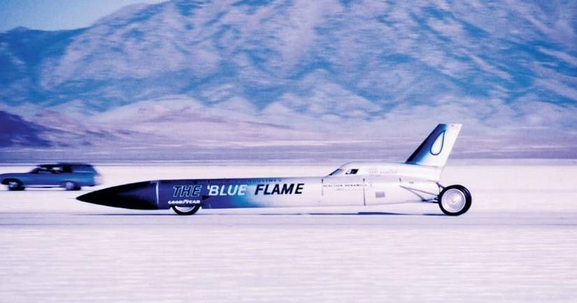 These Are The 10 Fastest Land Speed Record Cars Ever
