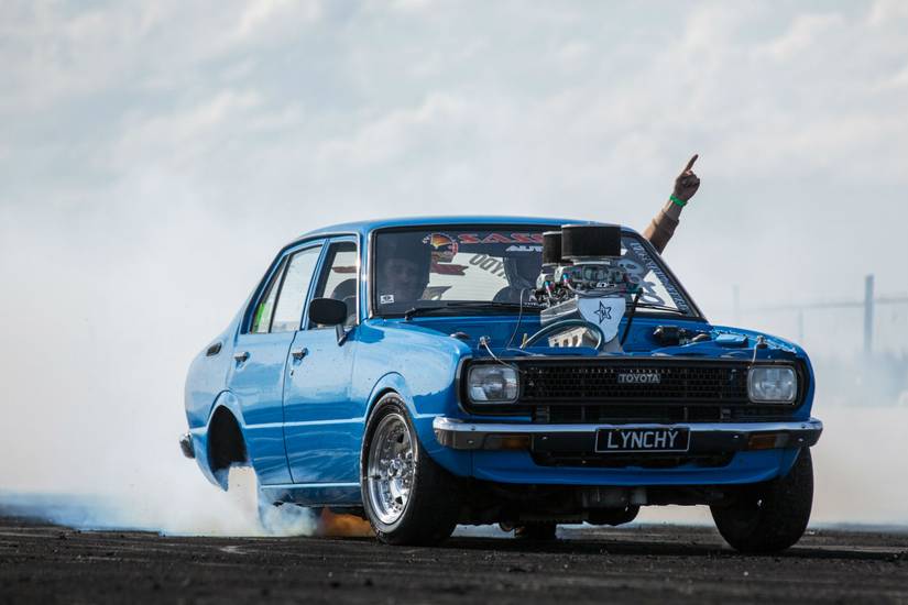 10 Ways Australian Burnout Cars Put American Muscle To Shame (Photos)