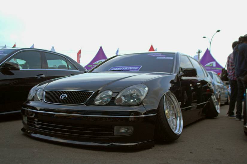5 Awesome Japanese Car Modifying Trends (5 That Are Beyond Weird)