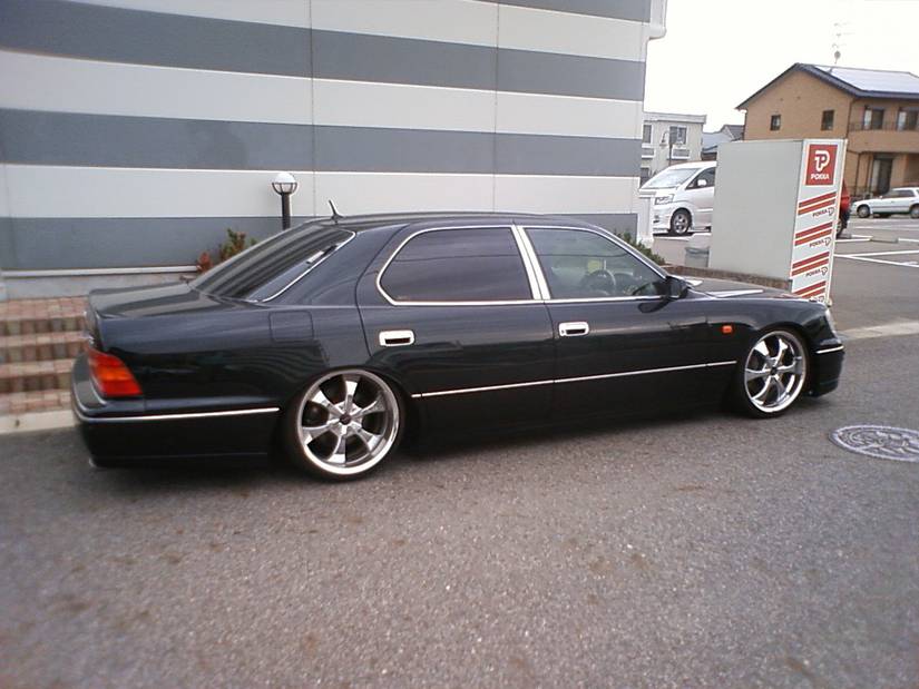 5 Awesome Japanese Car Modifying Trends (5 That Are Beyond Weird)