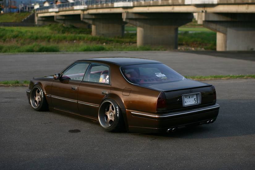 5 Awesome Japanese Car Modifying Trends (5 That Are Beyond Weird)