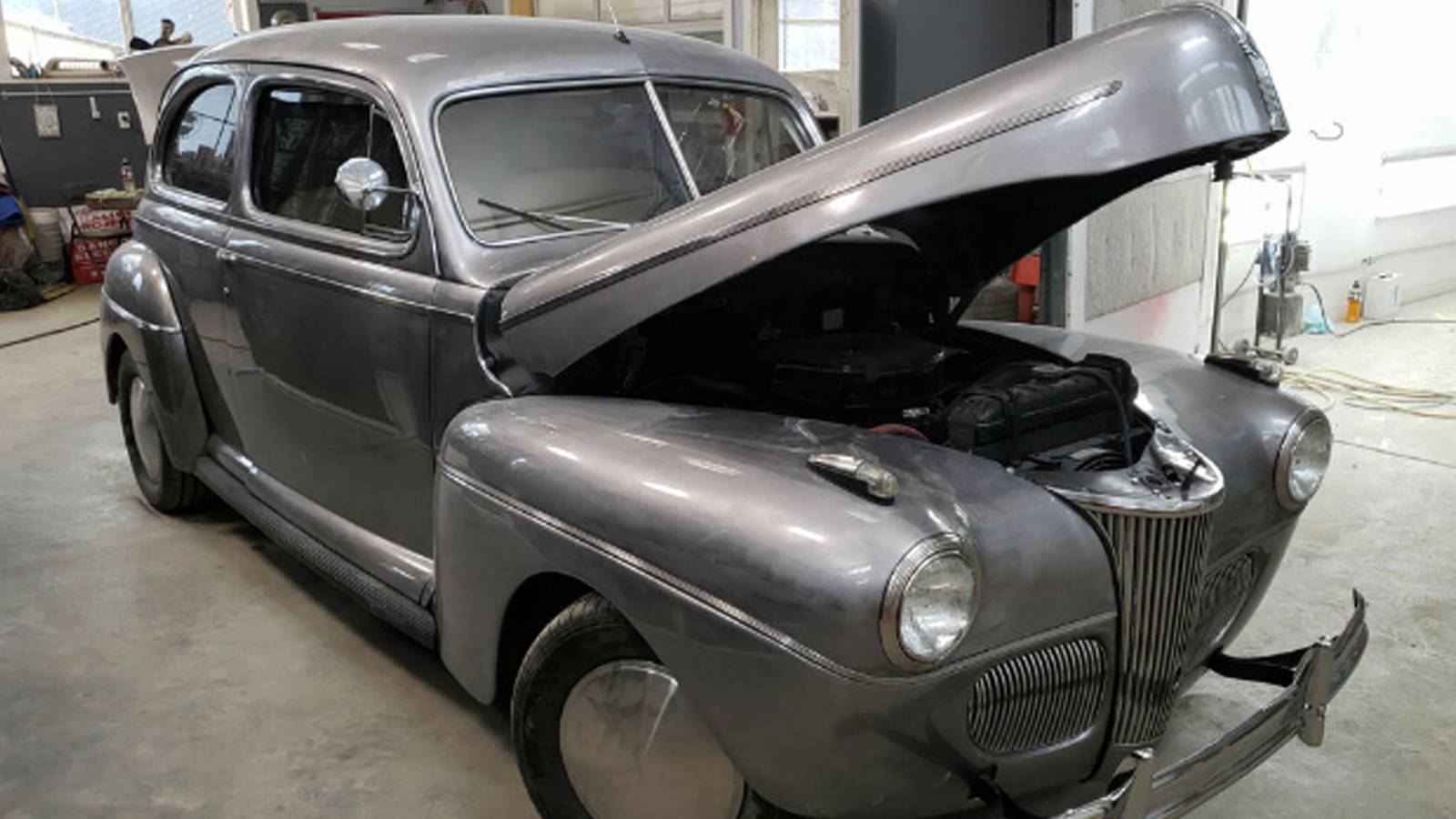 The Rust Brothers Restore A Classic 1941 Ford Super Deluxe