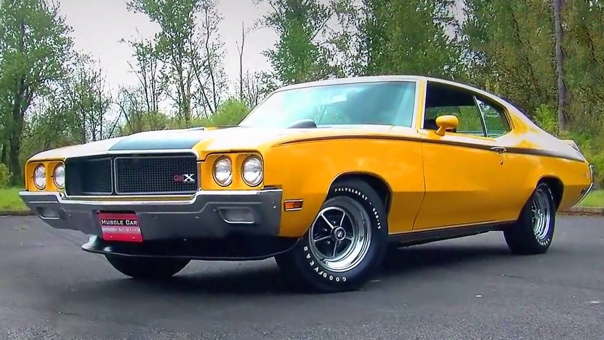 10 Classic Muscle Cars With The Highest-Torque V8s