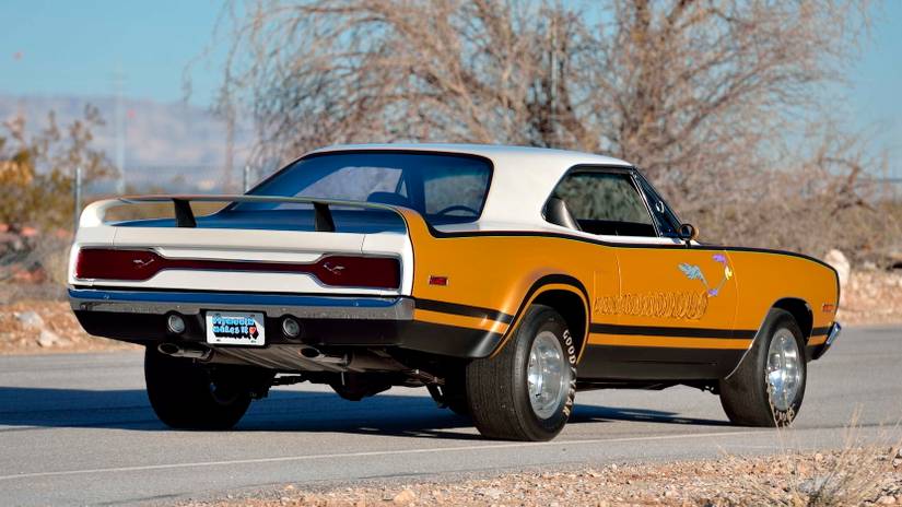 Check Out These Badass Photos Of Modified Plymouths