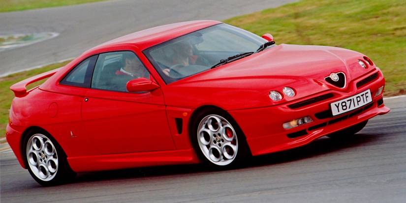Ranking The 10 Coolest Sports Cars Produced By Alfa Romeo