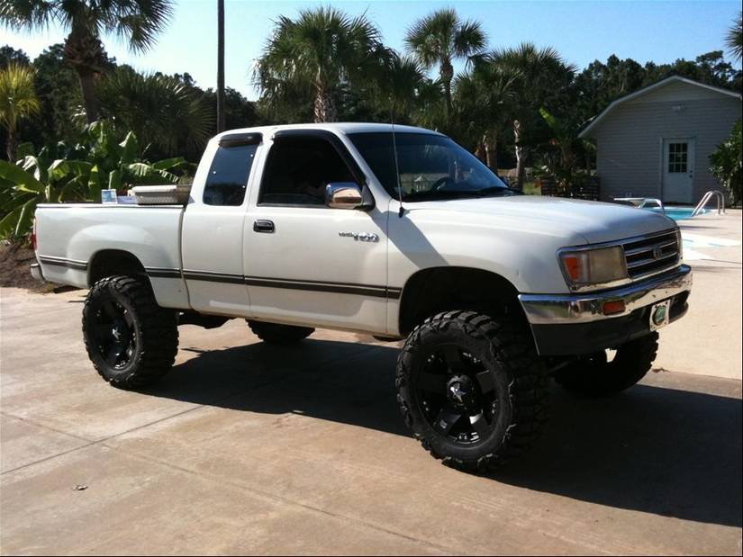 10 Great Cars To Modify Into Off-Roaders For Cheap