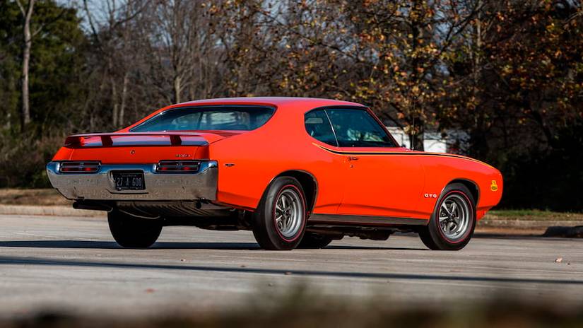 10 Badass Muscle Cars That Are Slower Than A Modern Hot Hatch