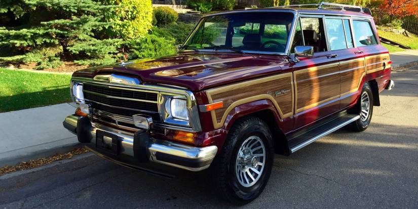 10 Classic SUVs We'd Love To Take For A Spin