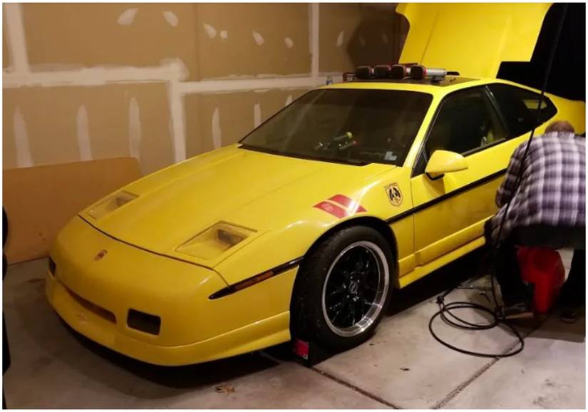 These Badass Photos Of Modified Pontiac Fieros Make Us Want To Buy One