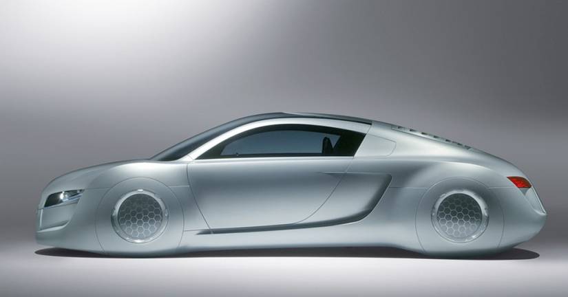 A Detailed Look At The Audi RSQ From I-Robot