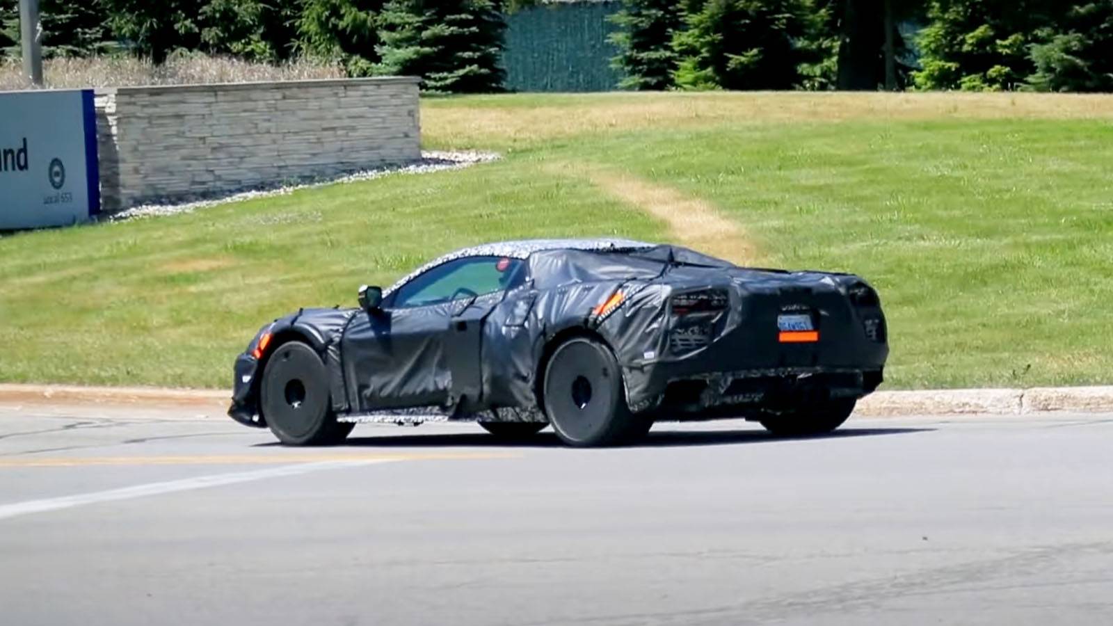 There's No Way These Are External Turbo Wastegates On A Corvette C8 ...