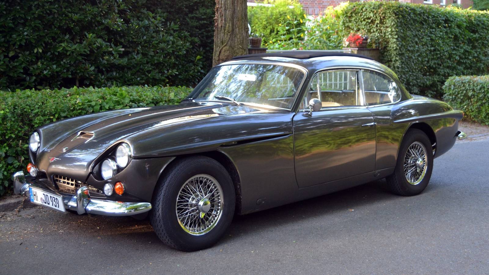 Euro-Muscle: The Coolest European Sports Cars That Used American V8s