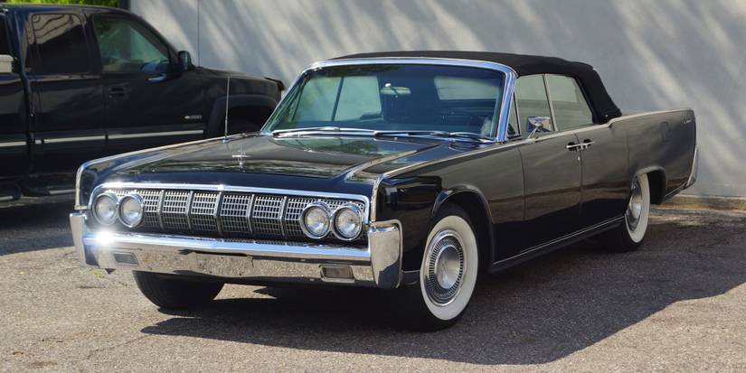 We'd Love To Own These Classic American Luxury Sedans