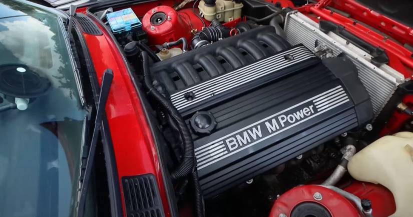 Hoonigans Compare And Contrast An S52-Swapped E30 M3 And A Pristine E36
