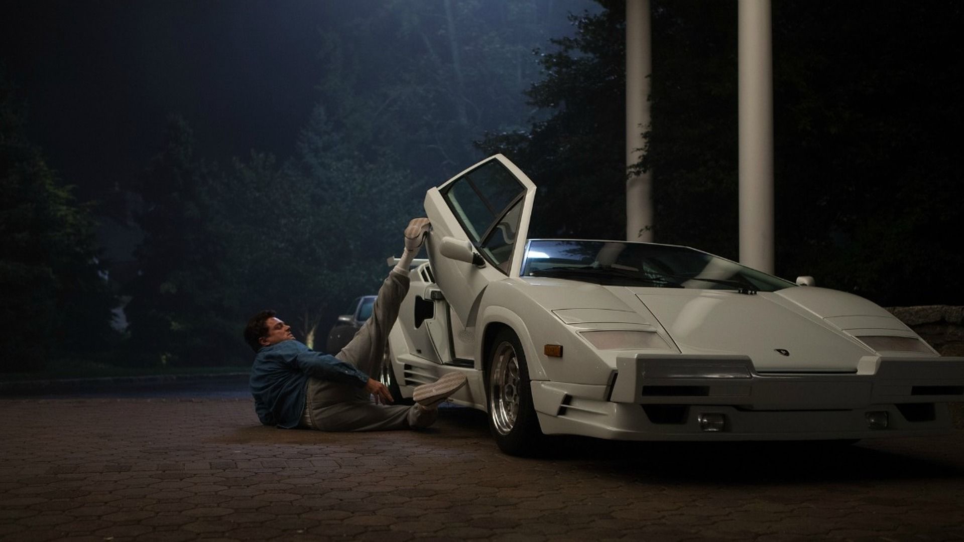 The Real Story Behind The Wrecked Lamborghini Countach From The Wolf Of ...
