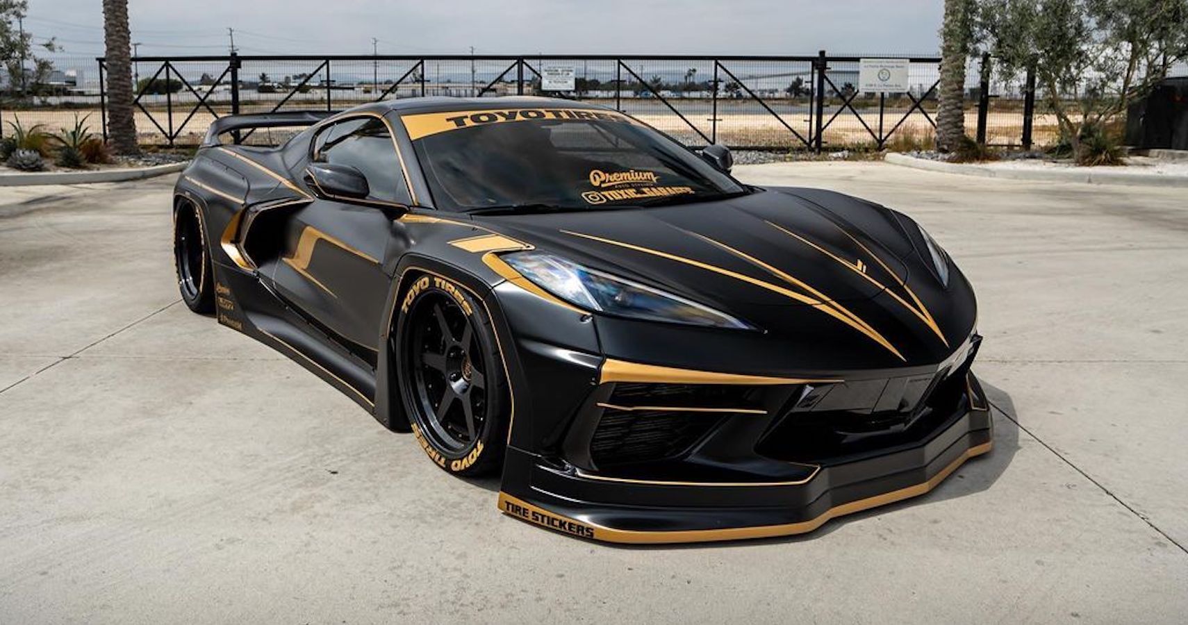 World's First Pandem Widebody C8 Corvette Scorches In New Wrap