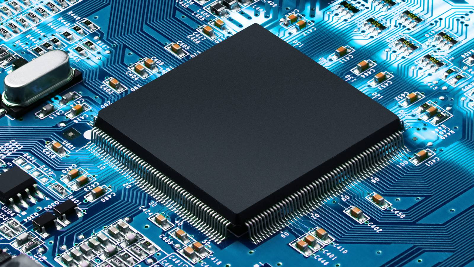 Chip Shortage Won’t End Until 2024, Says Intel CEO