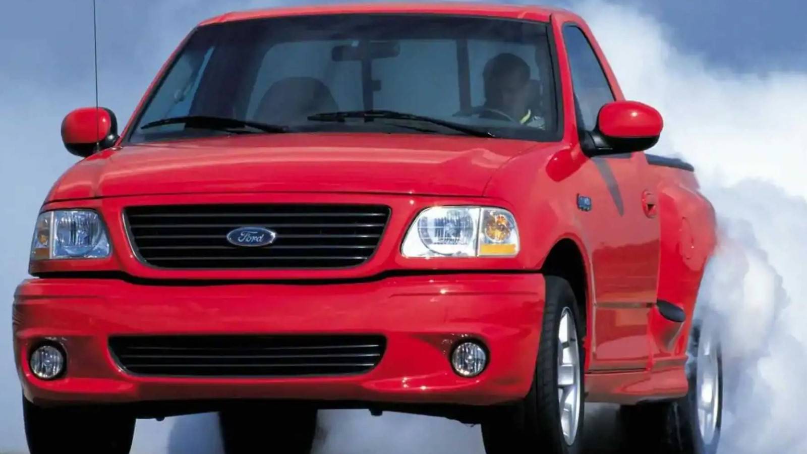 A Guide To Buying A 1999–2004 Ford SVT F-150 Lightning