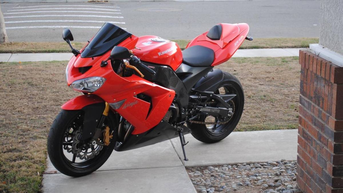 Here Are The Best 2000s Sports Bike Deals We Found