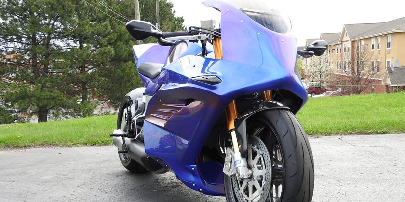 10 Things We Just Found Out About The MTT Turbine Motorcycle