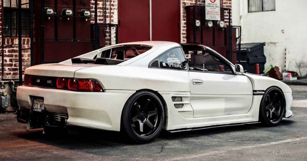 10 Things Everyone Forgot About The Toyota MR2