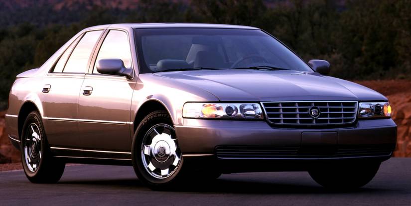 10 Strange Cars That Paired V8 Engines With FWD
