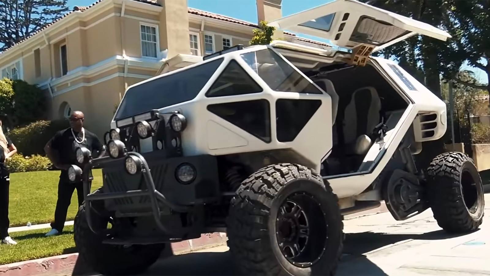 Supercar Blondie Checks Out Jeff Dunham's $1.2 Million SUV With Xzibit