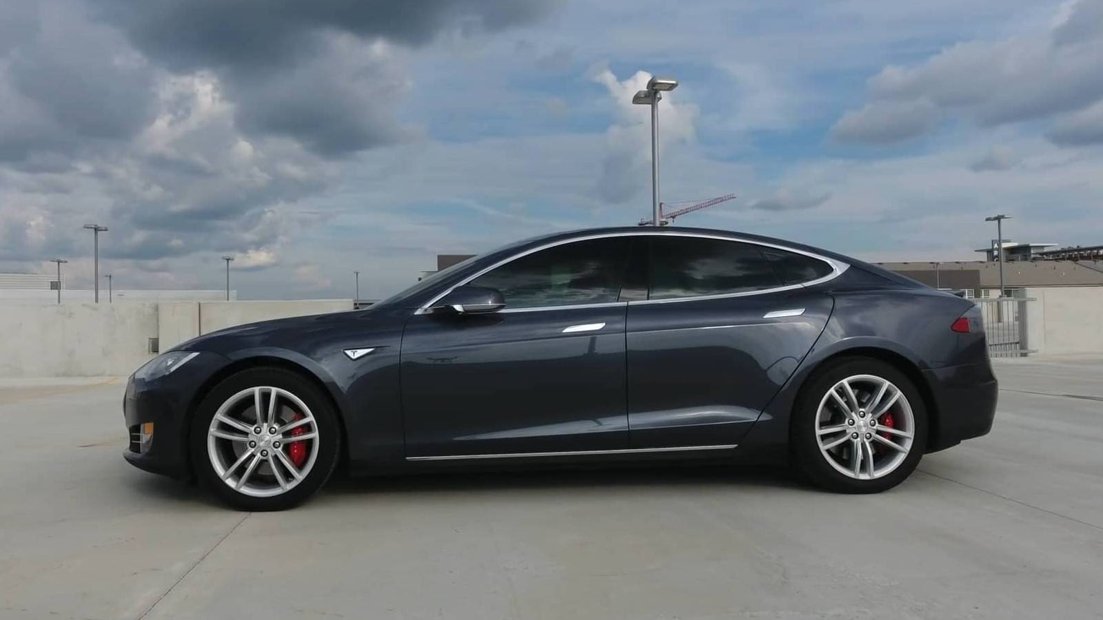 Here's Everything You Should Know About The Tesla Model S P85D