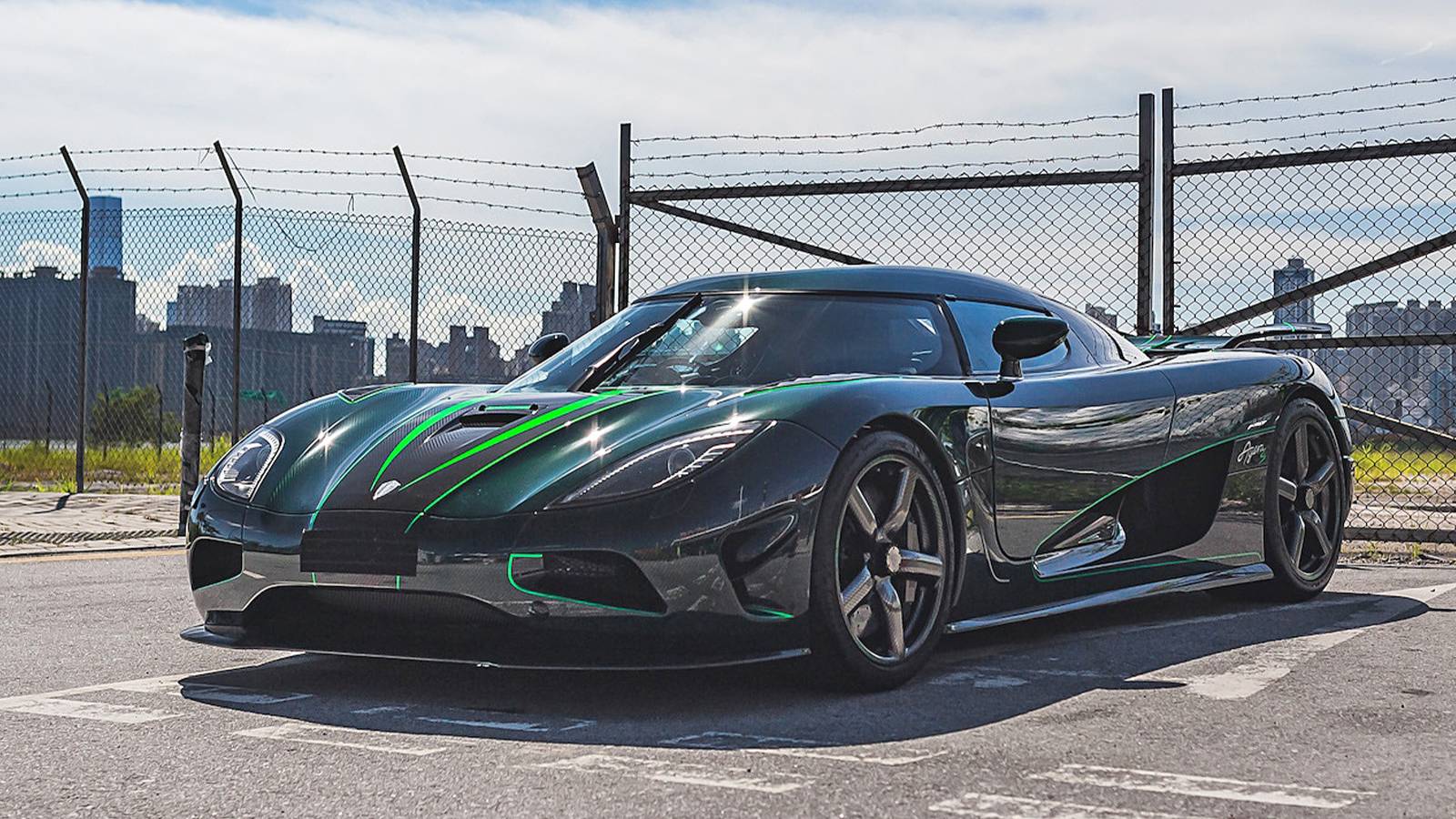 A Guide To Buying A 2010-2018 Koenigsegg Agera